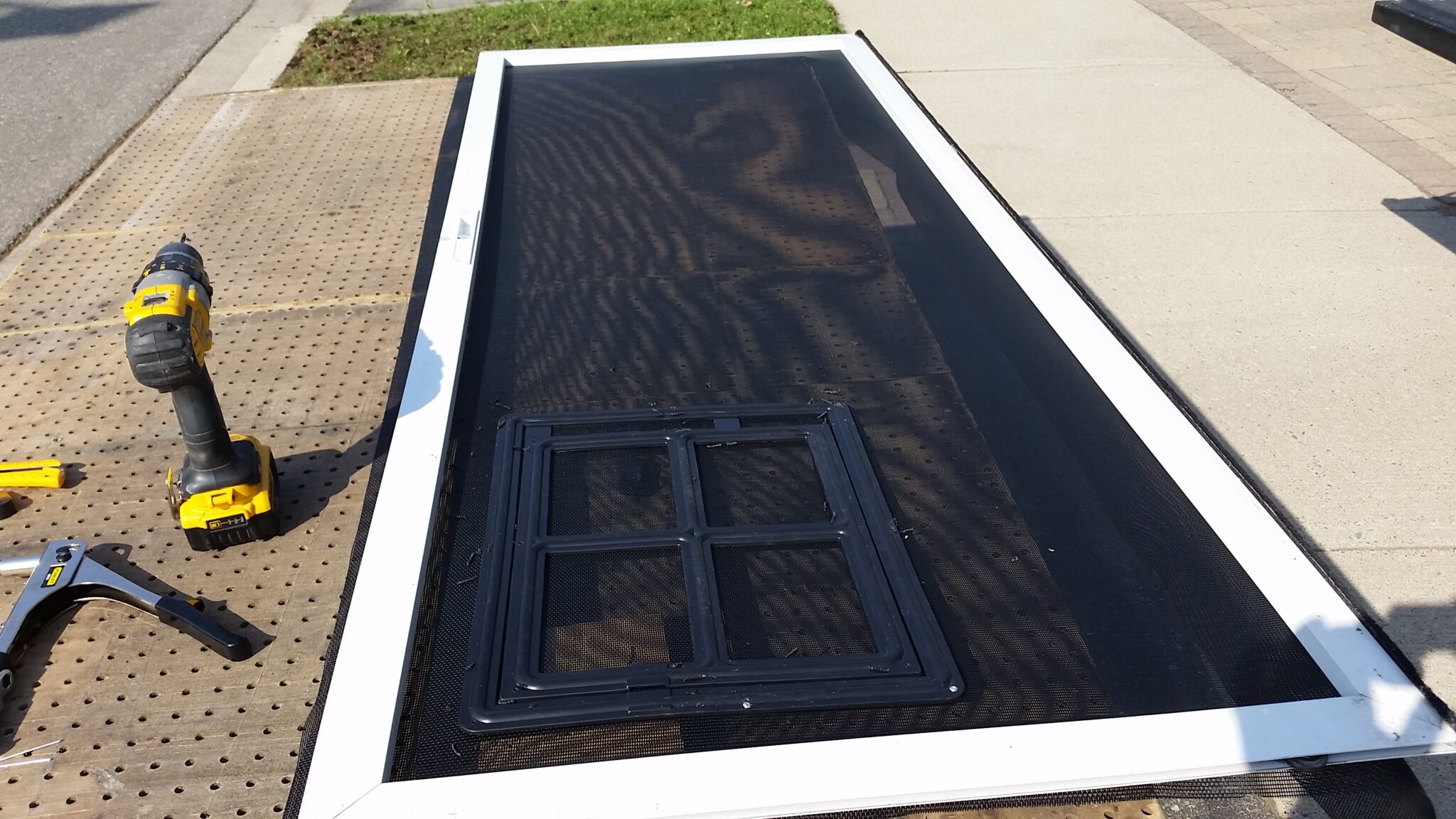 Screen Repair We Fix Screen Doors & Window Screens